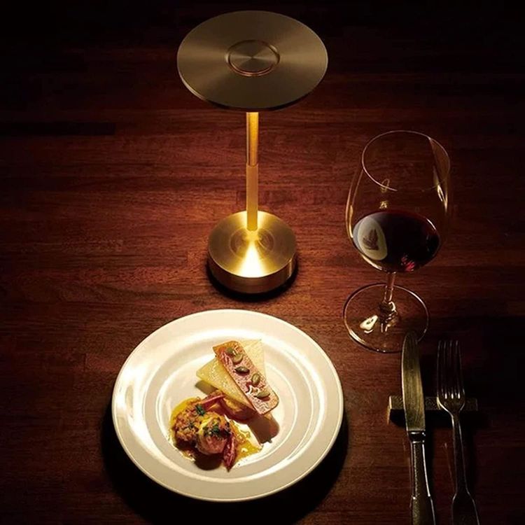 Design Tischlampe Kabellos Touch Lampe Dimmbar USB-C Camping (Neu und ...