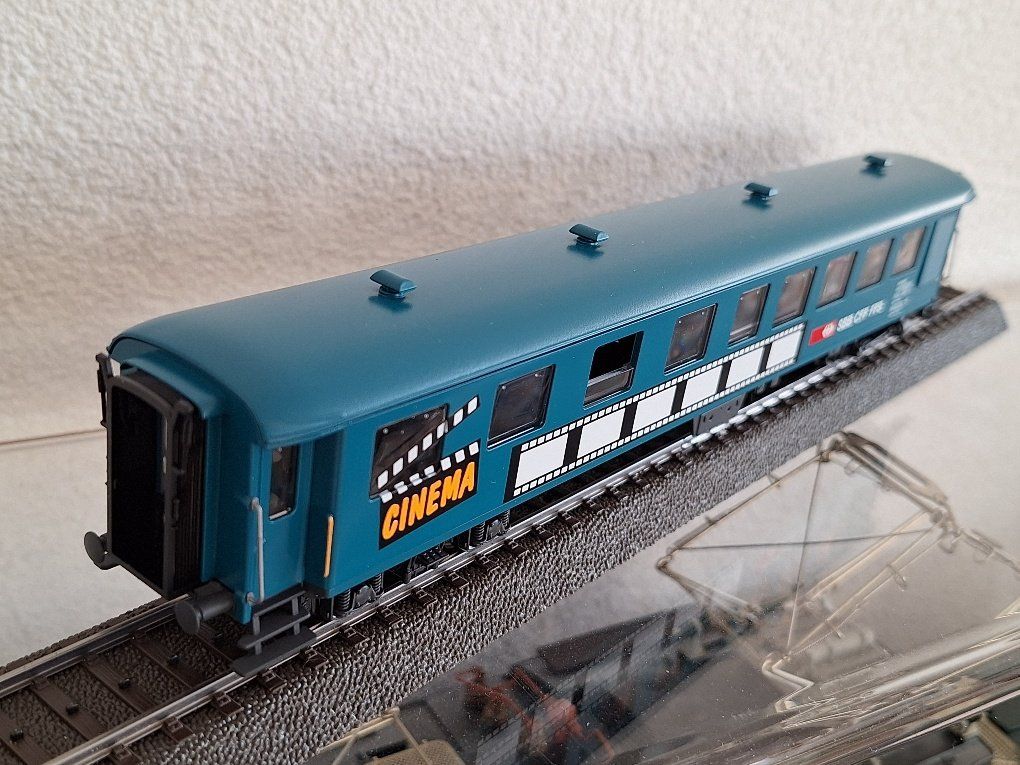 HAG Ho N°65040. Voiture Cinéma des CFF, selon photos (Neu und ...