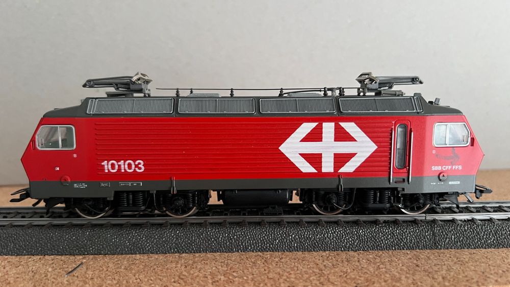 ROCO 10103 Elektrolok Re 4/4 IV Spur H0 digital (Gebraucht) in Boswil für CHF 64 – mit Lieferung ...