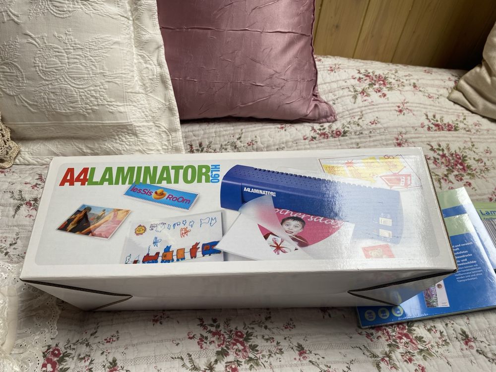 Plastifieuse + feuilles à plastifier neuves (Neu und originalverpackt) in Muraz (Collombey) für ...
