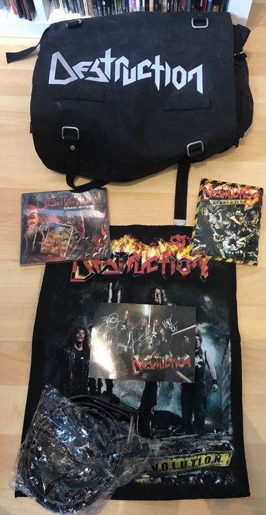 Destruction D.e.v.o.l.u.t.i.o.n. Fan Bag Tasche signiert (Gebraucht) in ...