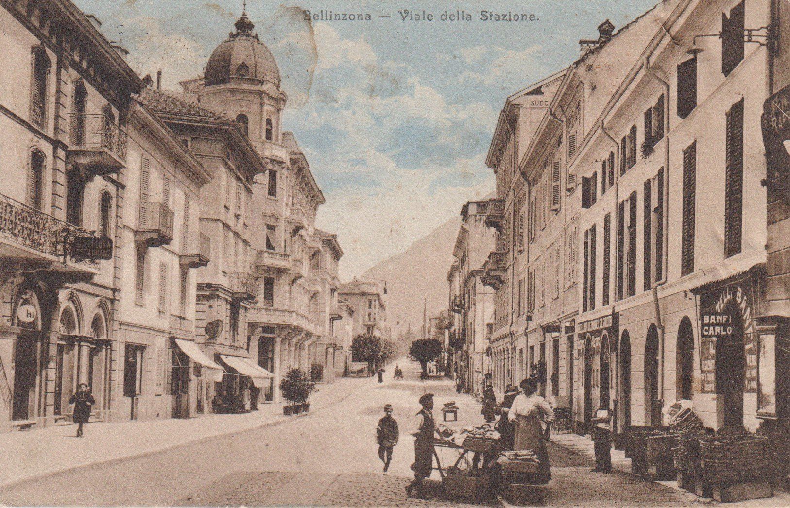 AK Bellinzona Viale della Stazione, Bottega fratelli Banfi (Usato) a ...
