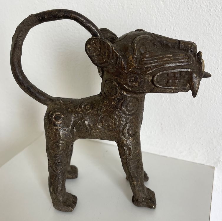 massiver alter Leopard Bronze Benin Höhe 15 cm | Kaufen auf Ricardo