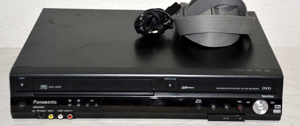 Combo DVD VHS Panasonic DMR-ES35V S-Video DV in / AV in (Gebraucht) in Collonges für CHF 190 ...