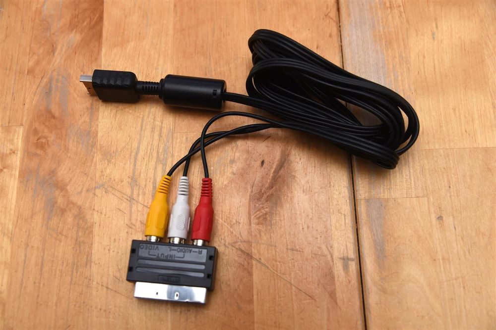 Original PS AV Kabel - passt zu Playstation 1-3 | Kaufen auf Ricardo