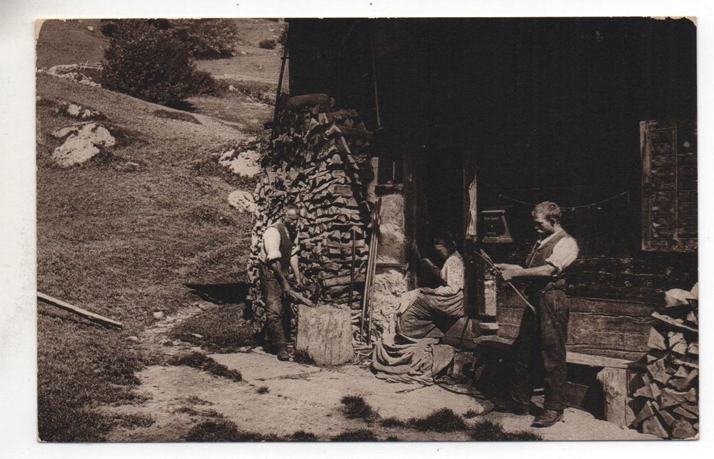 BRAUNWALD ALP Alphütte, Bauernfamilie bei der Arbeit (Neu (gemäss ...