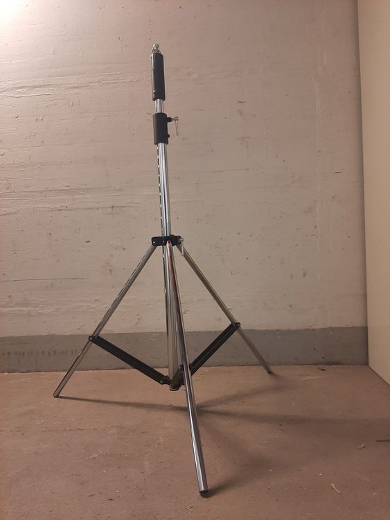 Stativ / Lichtstativ Chrom (verm. Manfrotto) | Kaufen auf Ricardo