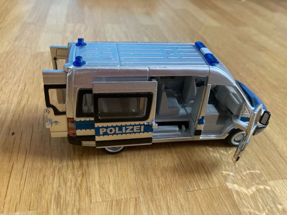 Siku Polizei-Einsatzwagen Mercedes 1:50 (Gebraucht) in Zürich für CHF 5 ...