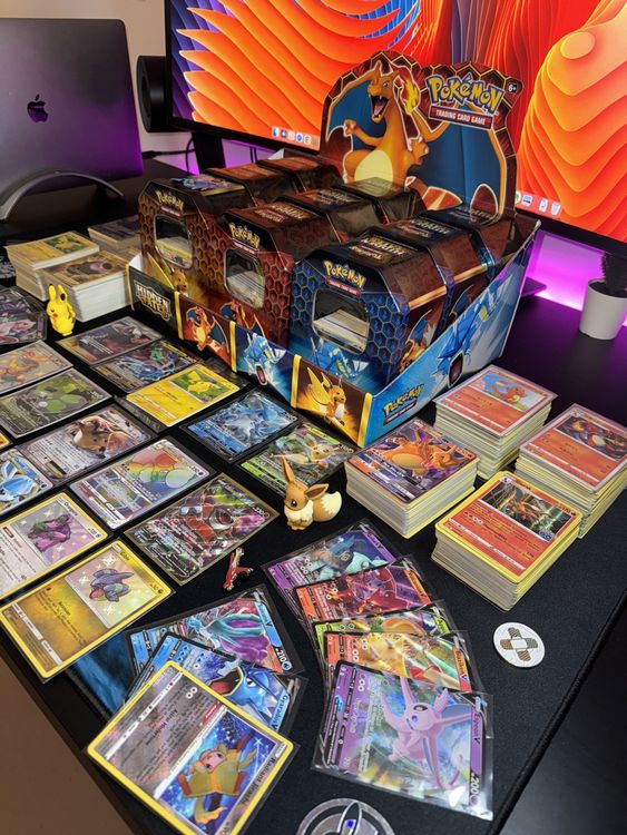 Charizard XXL Pokemon Sammlung (Gebraucht) in Aesch BL für CHF 102 ...