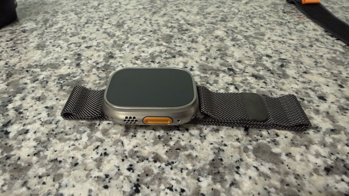 Apple Watch Ultra (Gebraucht) in Basel für CHF 1 – mit Lieferung auf ...