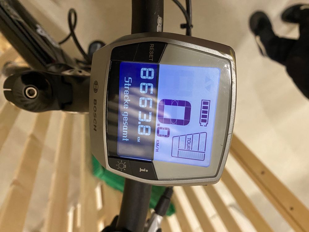 Cresta E-Bike mit Bosch Motor, Top Zustand, Schwarz! (Gebraucht) in ...