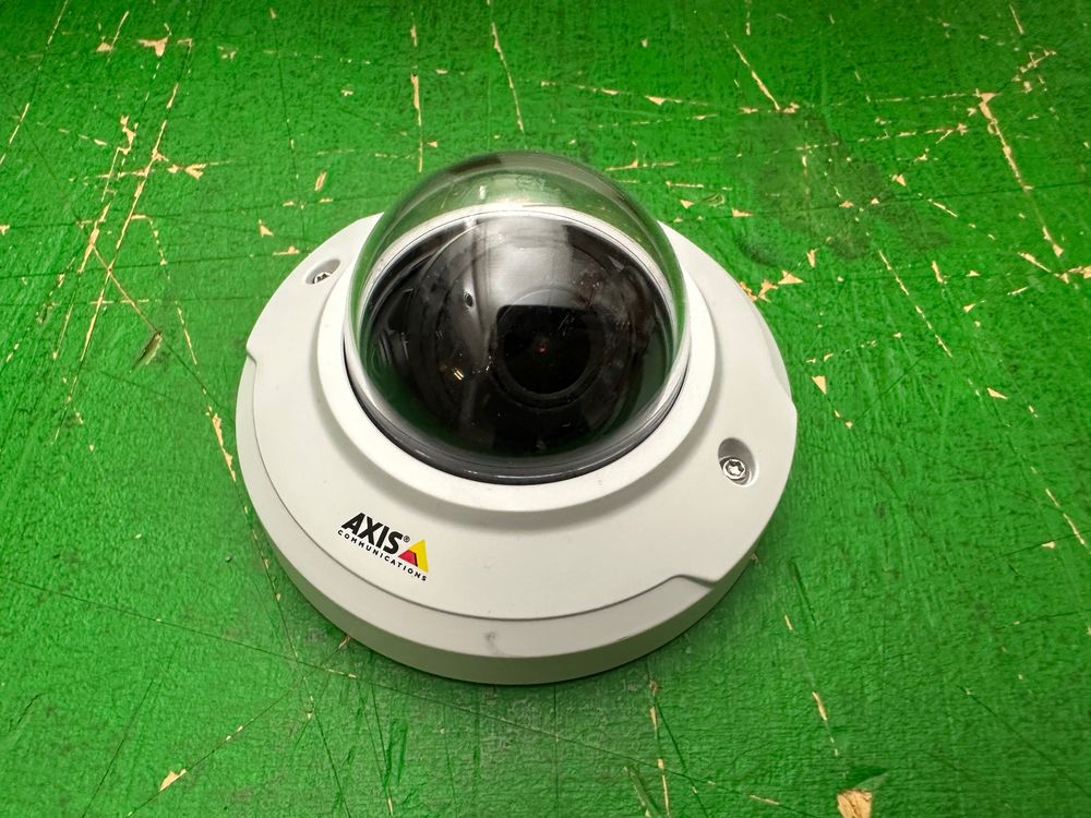 AXIS M3045-V Netzwerkkamera | Kaufen auf Ricardo