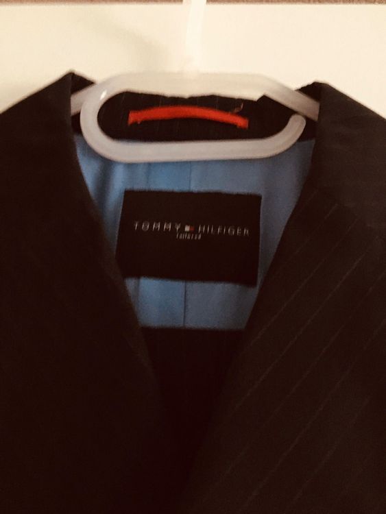 Tommy Hilfiger Antug (Gebraucht) in Bülach für CHF 35 – mit Lieferung ...