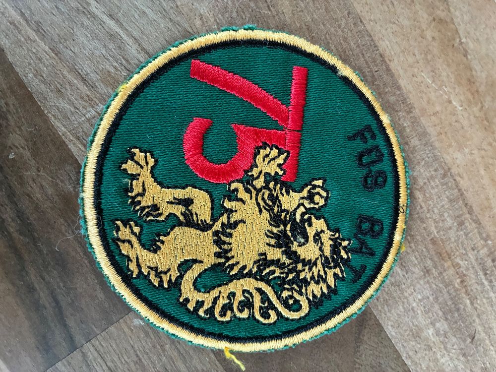 Badge Fès Bat 75 Kp V altes Modell (Gebraucht) in Oberiberg für CHF 28 ...
