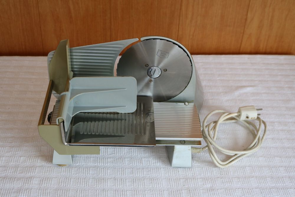 Vintage Schneidmaschine Turmix A 170 T (Gebraucht) in Einigen für CHF ...