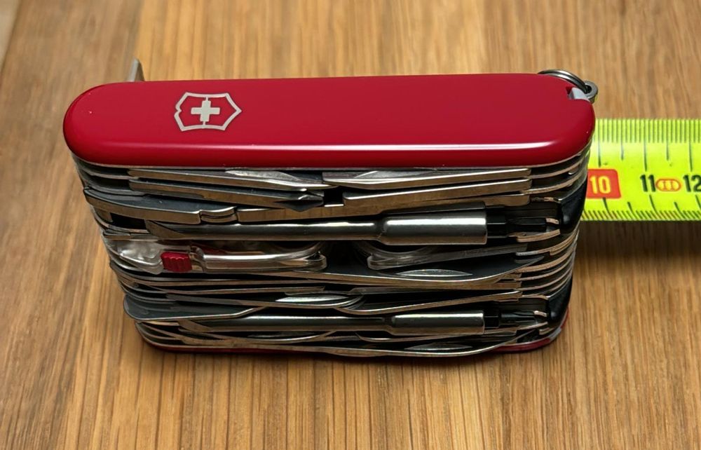 VICTORINOX SWISS CHAMP XXL 91MM TASCHENMESSER (Neu und originalverpackt ...