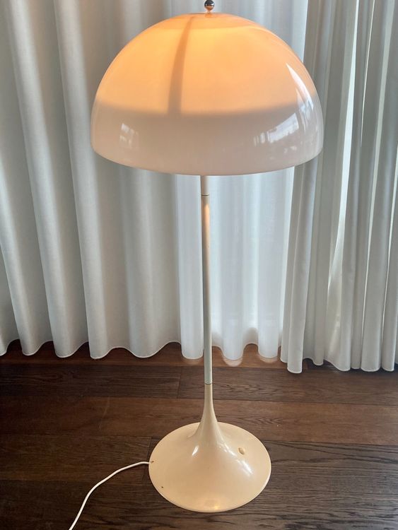 Louis Poulsen / Verner Panton Panthella Stehleuchte (Gebraucht) in ...