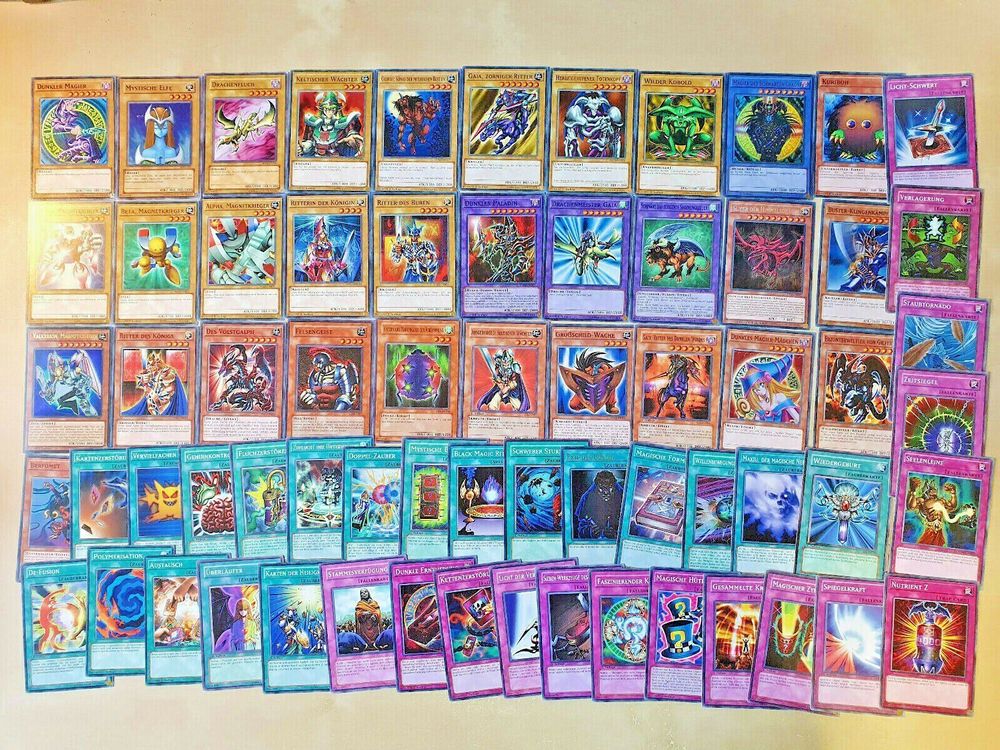 Yami Yugi Muto Deck Battle City aus TV Anime Serie YU-GI-OH | Comprare ...