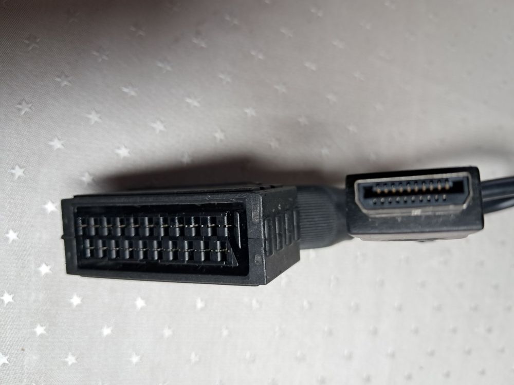 Adaptateur peritel (D'occasion) à moutier pour CHF 9.9 – avec livraison ...