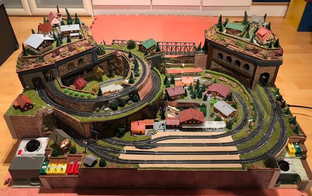 Modelleisenbahn Spur N Anlage (Gebraucht) in Zug für CHF 320 – mit Lieferung auf Ricardo kaufen