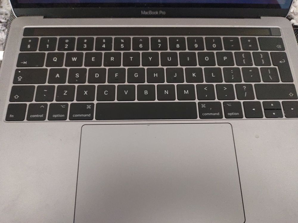 MacBook Pro (13-inch, 2016, 4 TBT3) Space Gray A1706 damaged (Defekt ...
