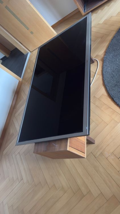 Samsung Fernseher 147cm mal 87cm - Diagonale ca 160 cm | Acheter sur ...