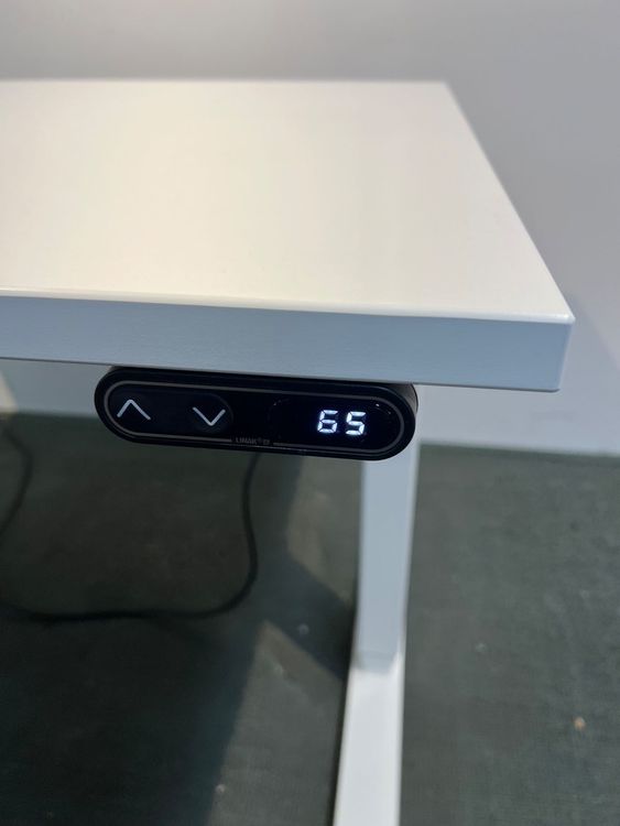 007 LISTA LO elektr. Sitz-/Stehtisch aus Liquidation (Gebraucht) in ...