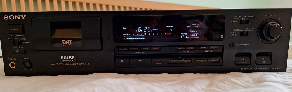 Sony DTC-690 DAT-Recorder (Digital Audio Tape Deck) (Gebraucht) in ...