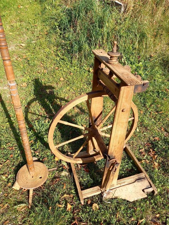 SPINNRAD alt u. schön! ABER: nicht ganz komplett=Ersatzteile (Gebraucht ...