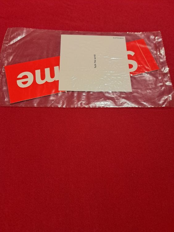 Originale Supreme aufkleber (Neu und originalverpackt) in Sirnach für ...