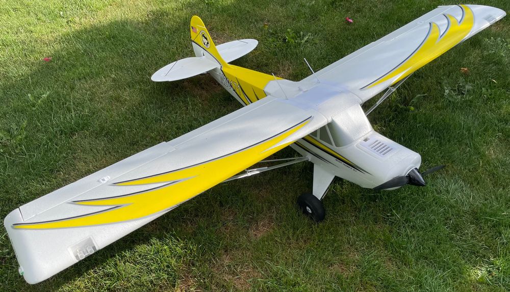 Graupner Husky 1800S ARTF (mit BL-Antrieb und Servos) (Gebraucht) in ...