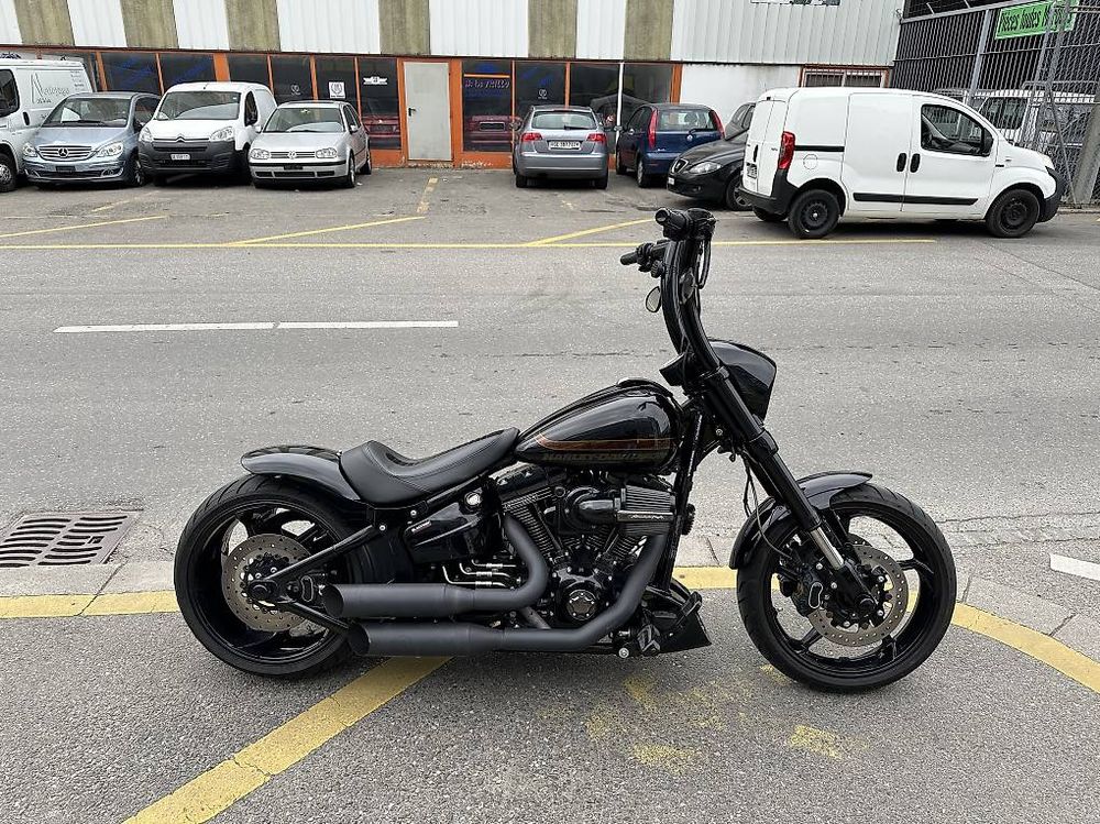 Harley-Davidson CVO Breakout Pro Street (Gebraucht) in Meyrin für CHF ...
