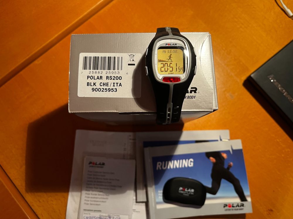 Polar RS200 BLK Pulsuhr mit neuen Batterien (Gebraucht) in Urdorf für ...