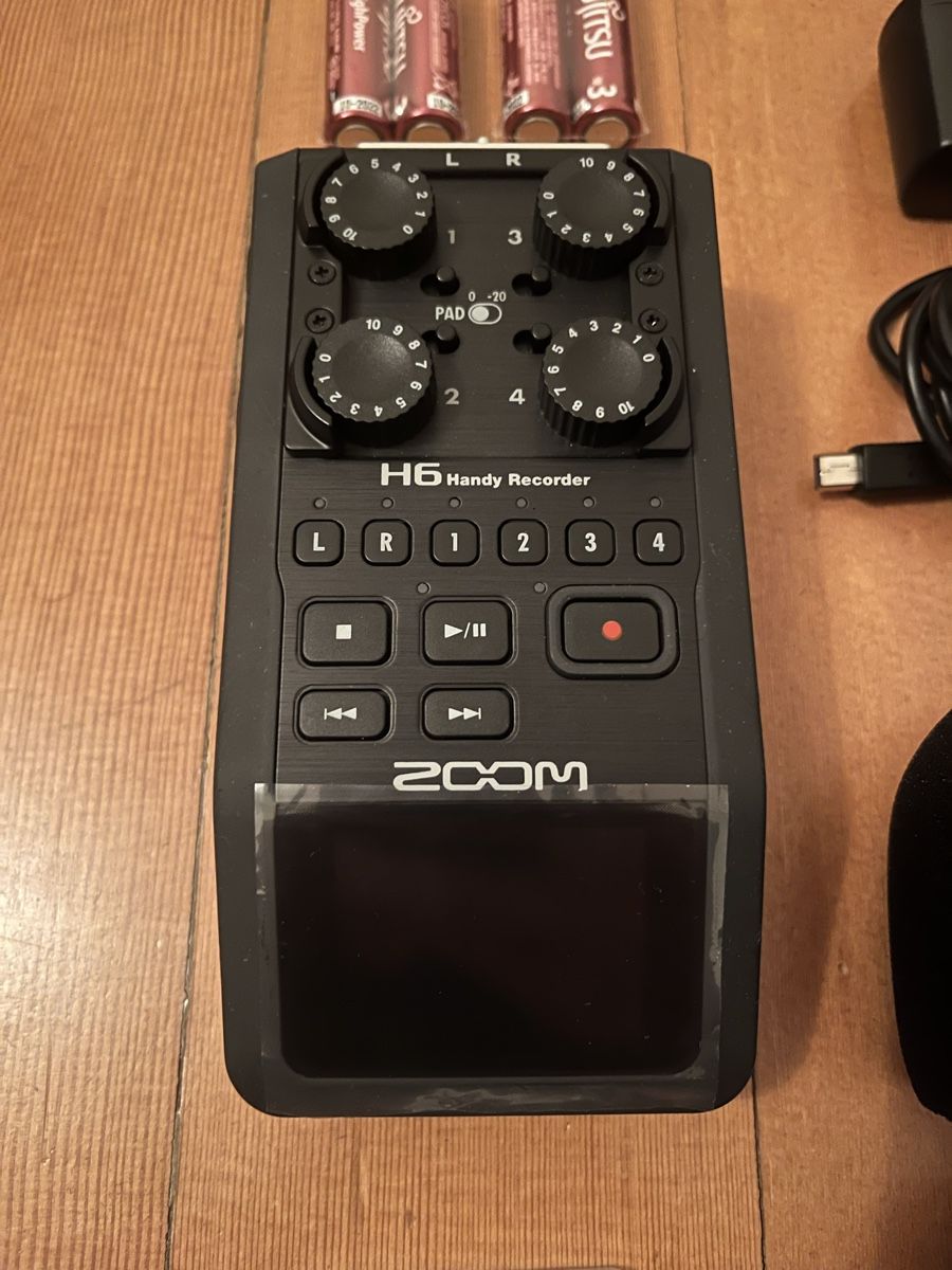 Zoom H6 Handy Recorder - Komplettes Set, Top Zustand! (Gebraucht) in ...