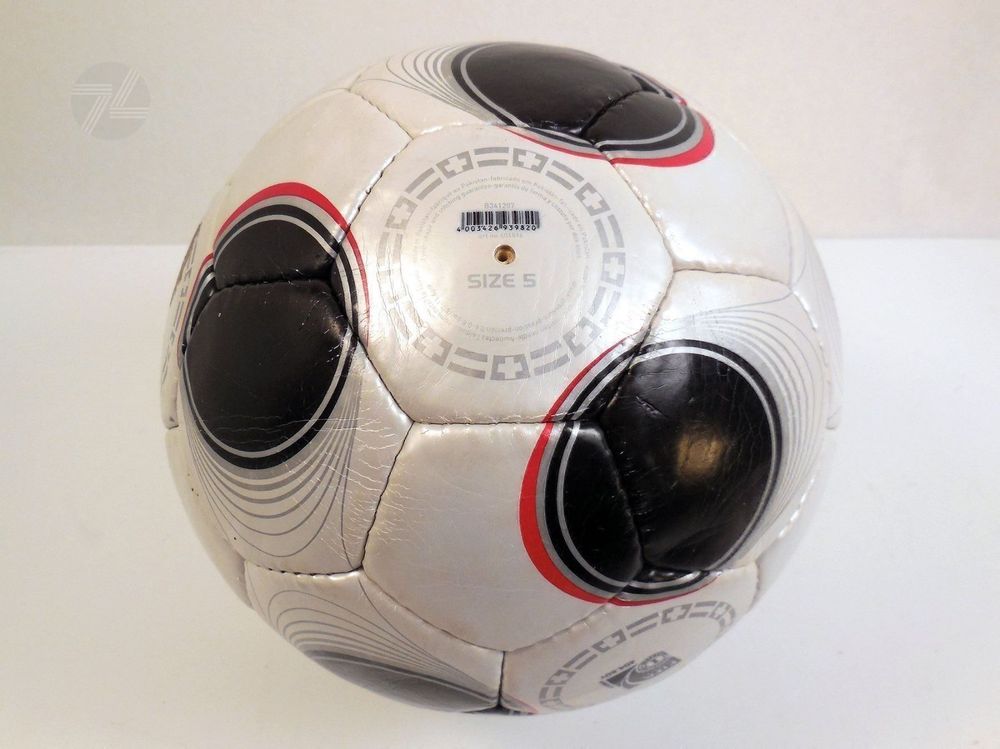 Adidas Europass Match Ball Replica 2008 (Gebraucht) in Wetzikon ZH für ...