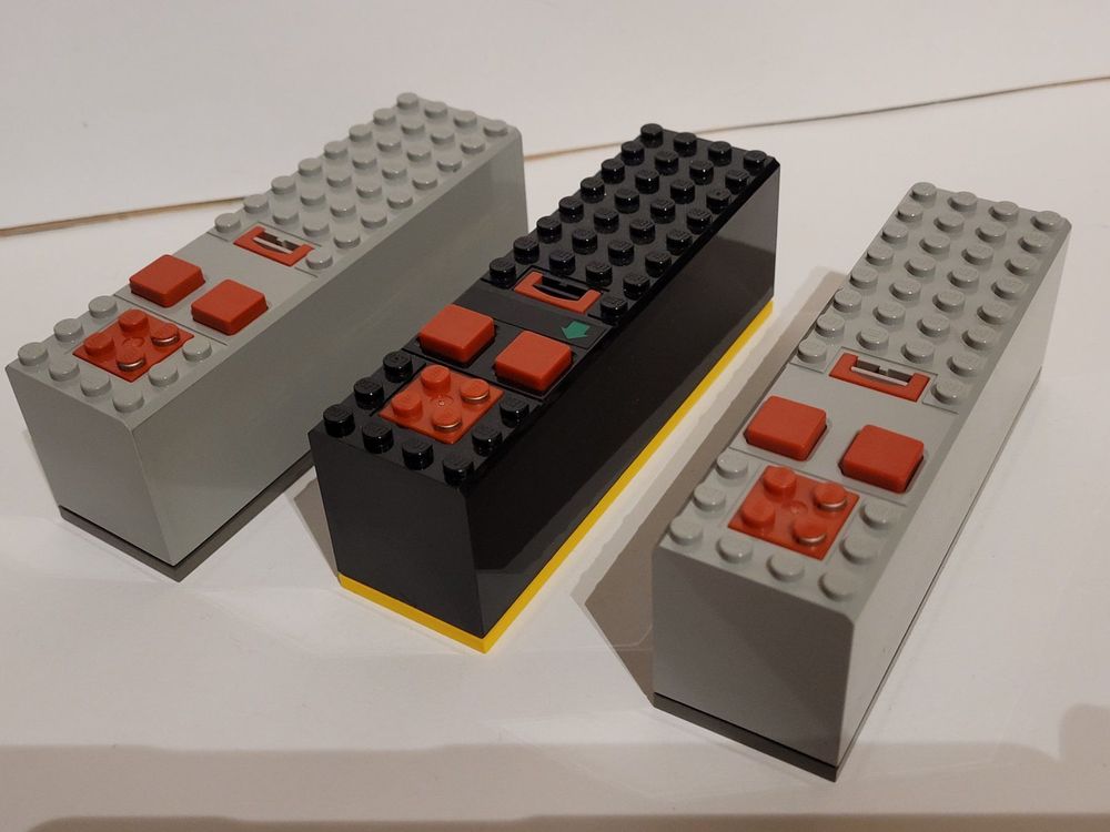 3 Boîtiers à piles Lego 2847 pour moteur (Gebraucht) in La Tour-de ...