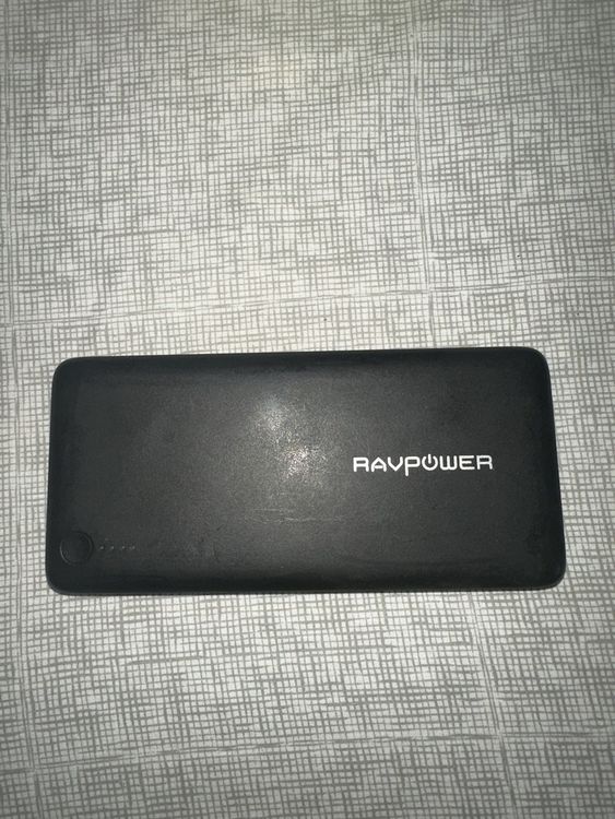 Powerbank Ravpower (defekt gem. Beschreibung) | Kaufen auf Ricardo