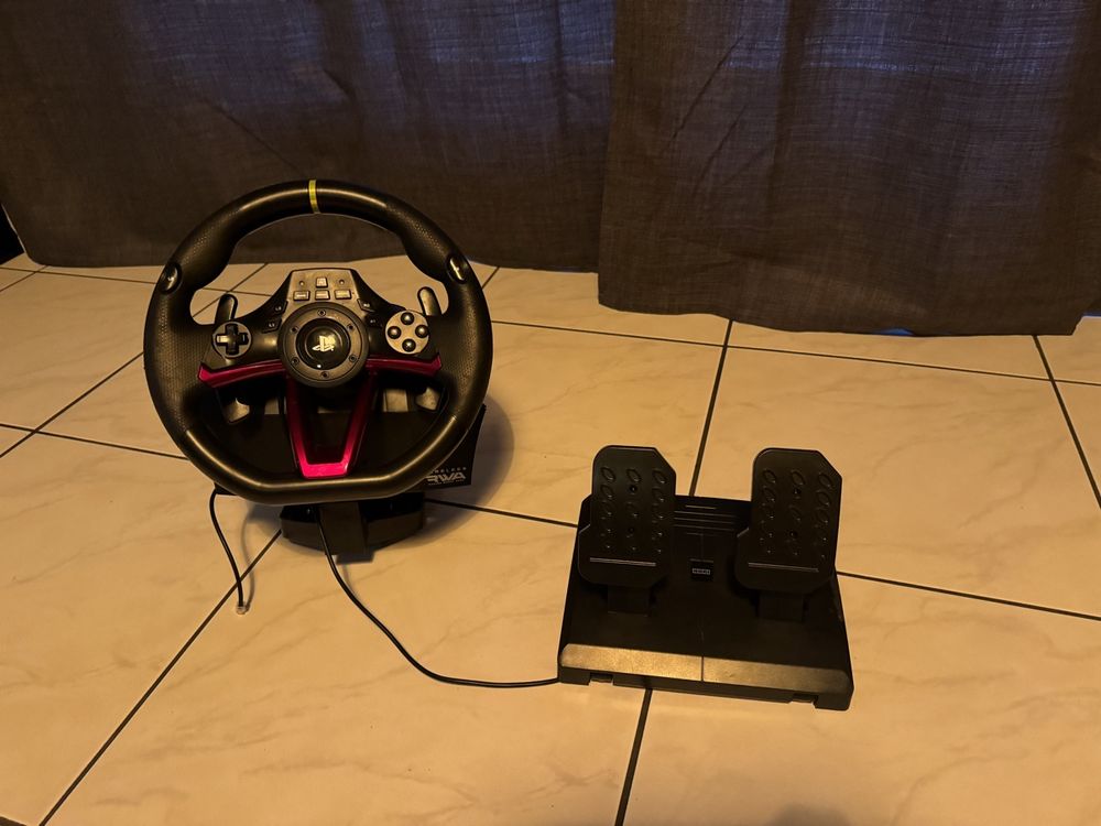 Hori Wireless Racing Wheel Apex für PS & PC | Kaufen auf Ricardo