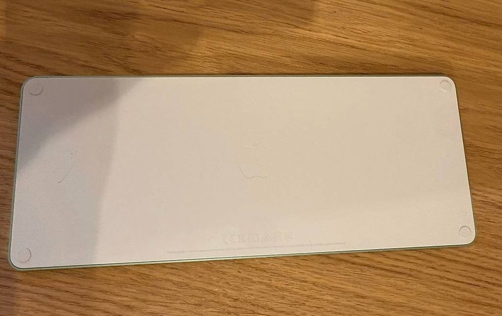 Apple Magic Keyboard Touch ID Version iMac (vert) (Gebraucht) in ...