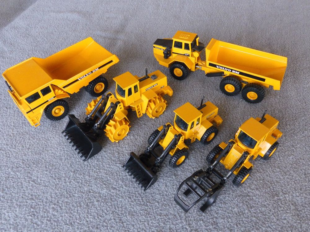 5 machines de chantier Volvo - Joal | Kaufen auf Ricardo