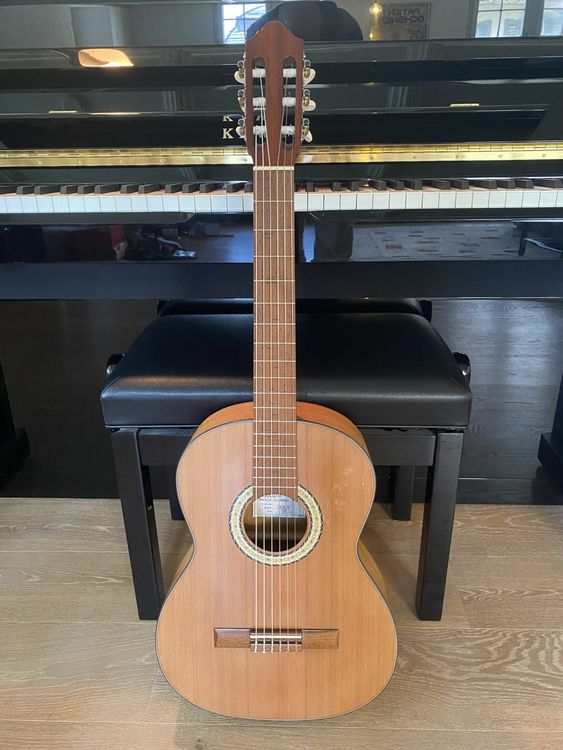 Tschechische Strunal 5732M Classic 7/8 Gitarre (Gebraucht) in Rombach ...