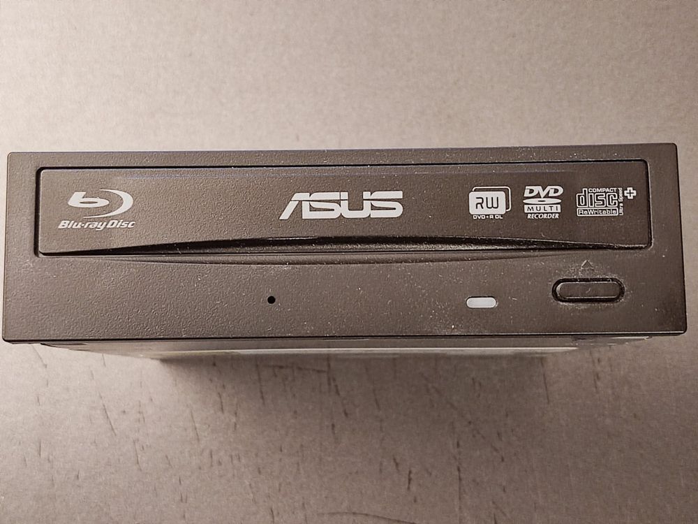 ASUS CD/DVD/Bluray Brenner Sata Laufwerk jg. 2015 | Kaufen auf Ricardo