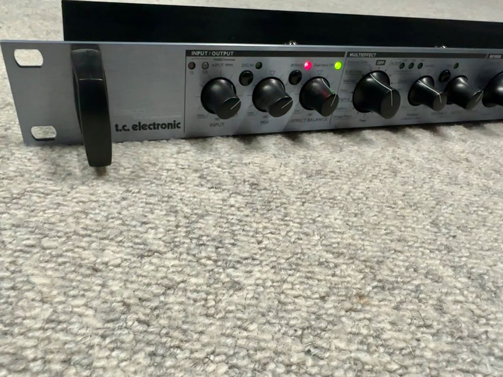 TC ELECTRONIC M300 DUAL ENGINE PROCESSOR (Gebraucht) in für CHF 100 ...