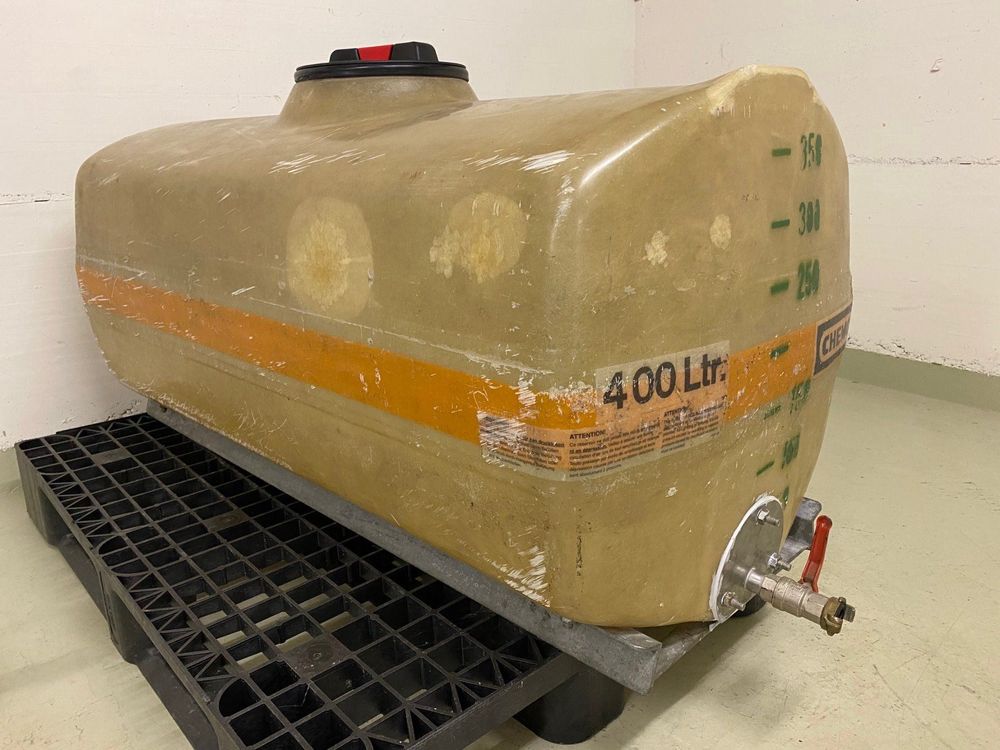 Wassertank 400 Liter mit Auslaufhahn | Kaufen auf Ricardo