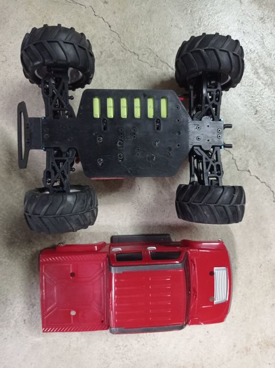 Mini - Hummer H1 RC (Defekt) in für CHF 45 – mit Lieferung auf Ricardo ...