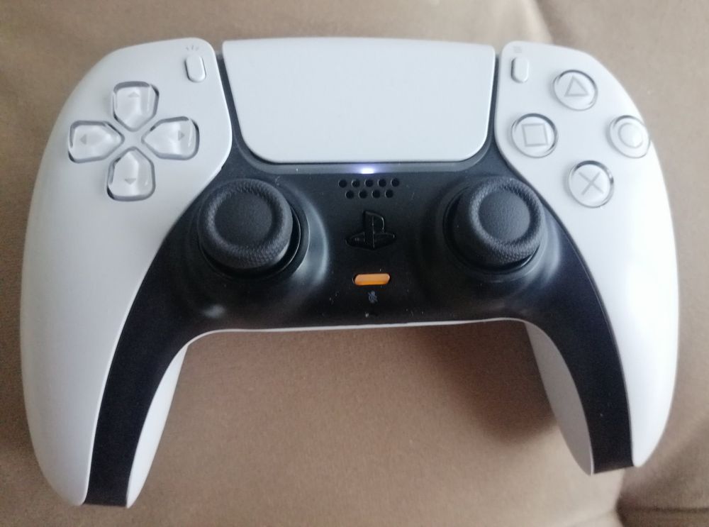 Defective Ps 5 controller playstation 5 | Kaufen auf Ricardo