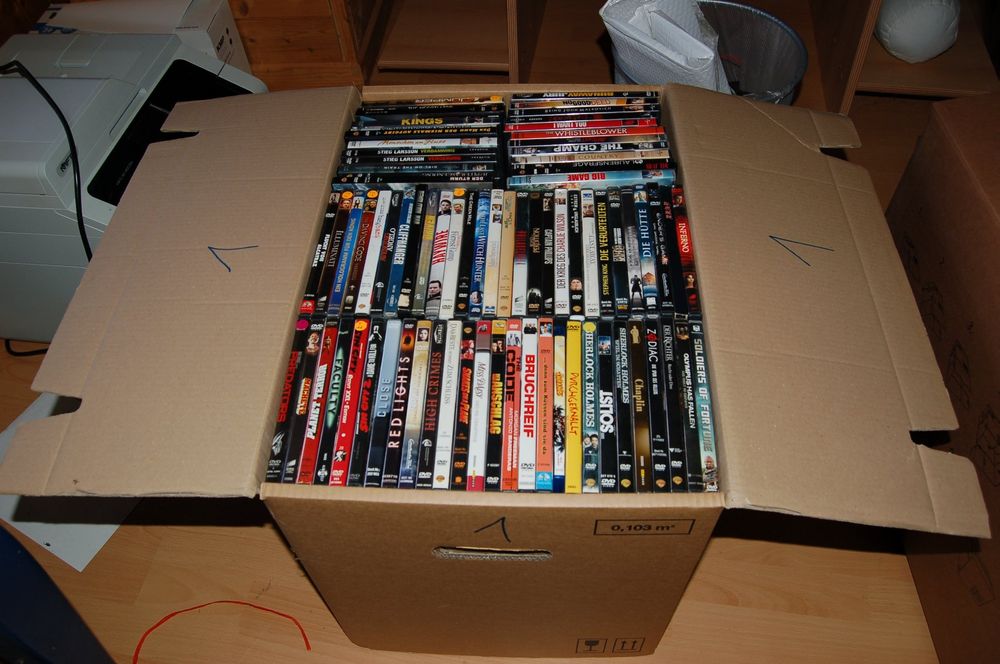 DVDs (ca. 200 Stück) Kiste 1 von 9 | Kaufen auf Ricardo