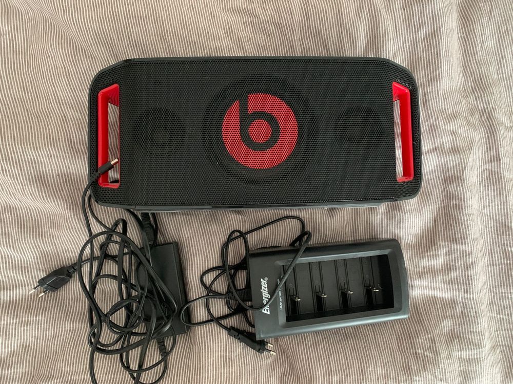 Beats by Dr Dre Beatbox portable inkl Ladegerät. (Gebraucht) in ...