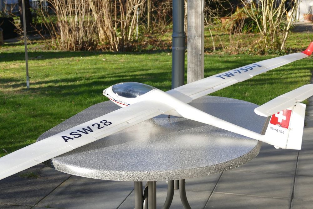 ASW-28 von FlyFly (Neu (gemäss Beschreibung)) in Zofingen für CHF 101 ...