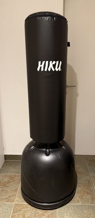 HIKU Standboxsack Schwarz Freistehend (Boxsack) (Gebraucht) in Stettlen ...